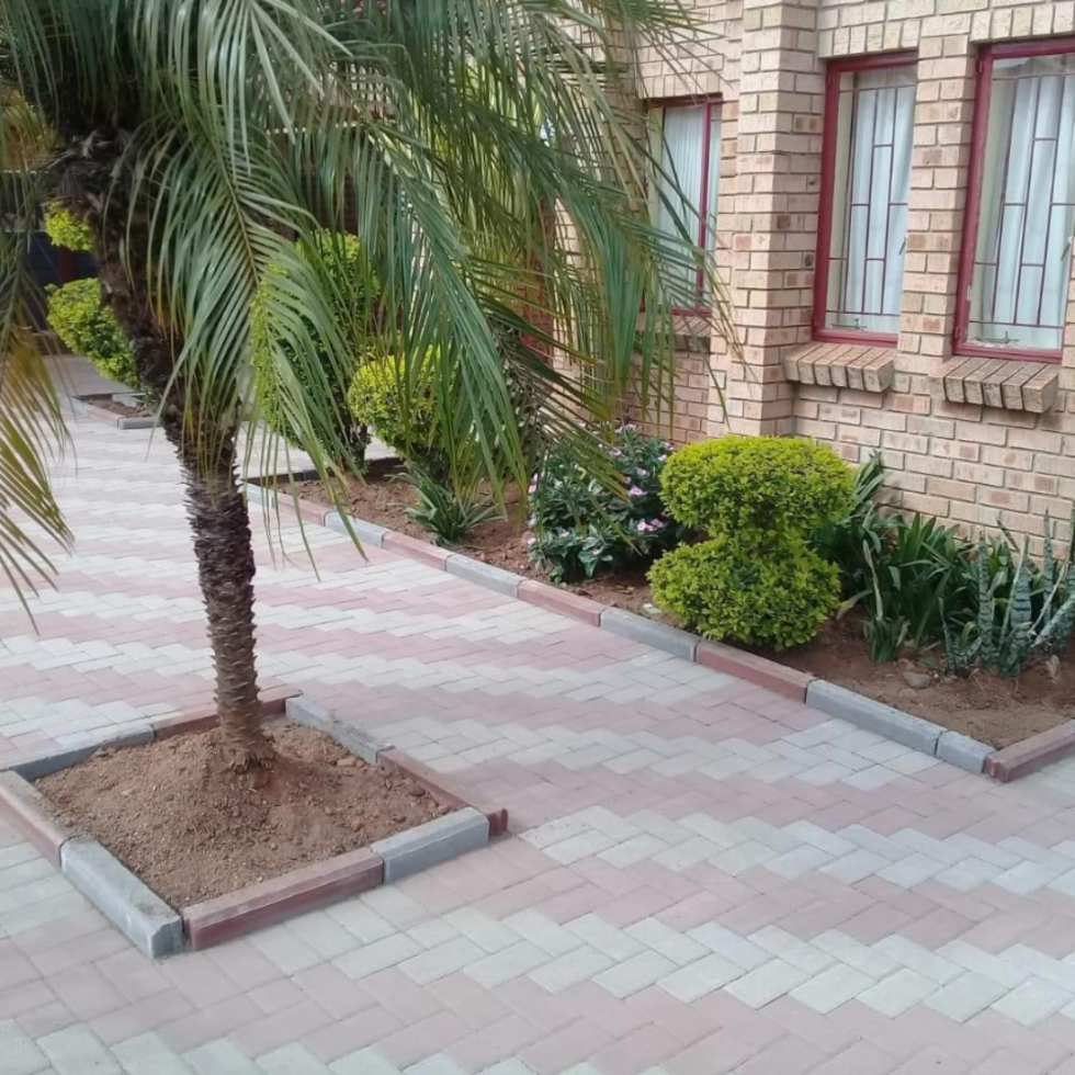 Blitz Paving | Building Bricks